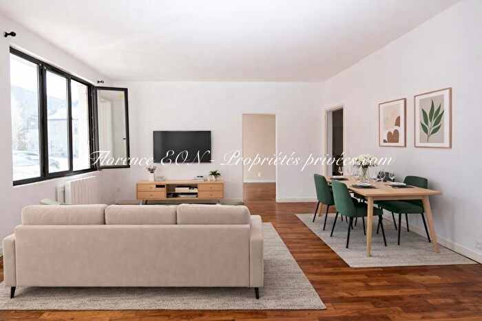 Appartement à vendre - Bais - 4 pièces - 3 chambres