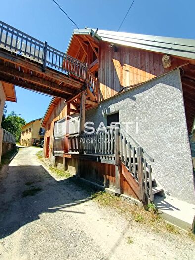 Saint-Vincent-les-Forts - Maison 6 pièces à vendre