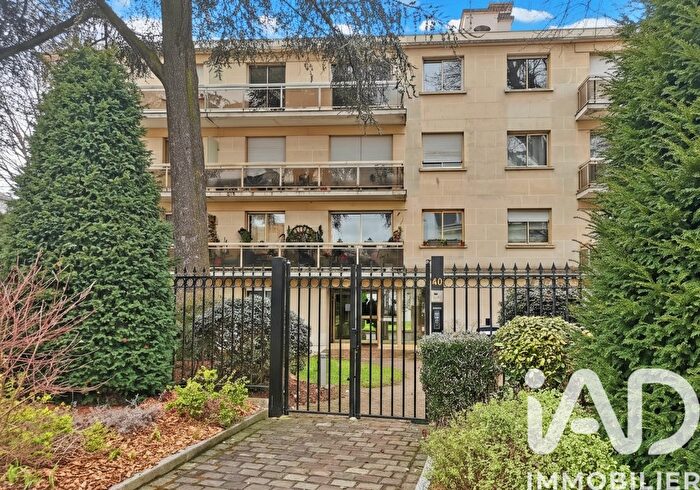 Appartement à vendre - Enghien-les-Bains - 2 pièces - 1 chambre