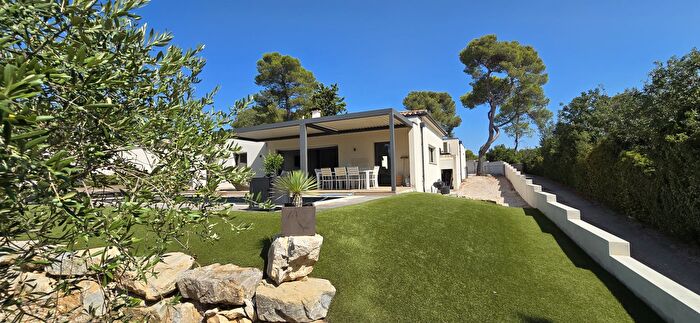 Maison 4 pièces à Nîmes, à vendre
