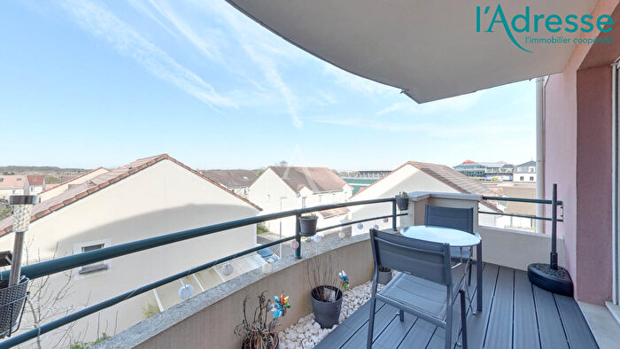 Appartement à vendre - Émerainville - 3 pièces - 2 chambres