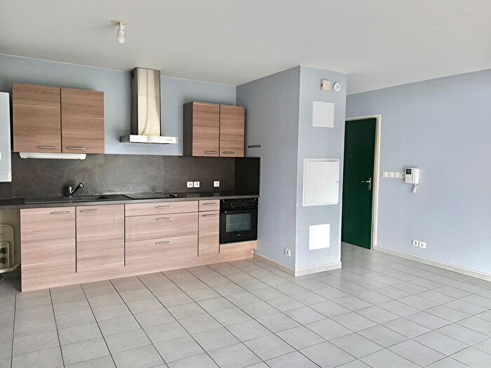 Appartement 3 pièces à louer - Bourg-en-Bresse, Grande Reyssouze, Grand Challes