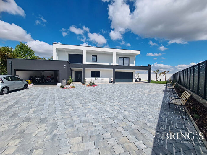 Maison à vendre - Ensisheim - 7 pièces - 5 chambres