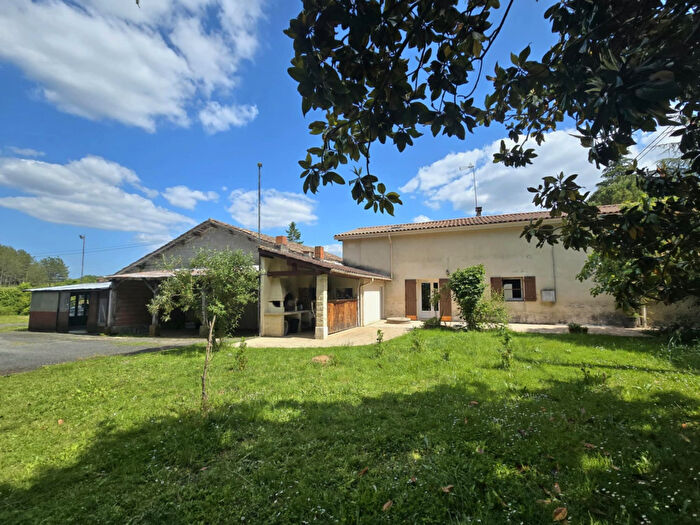 Maison à vendre - Eymet - 9 pièces - 3 chambres