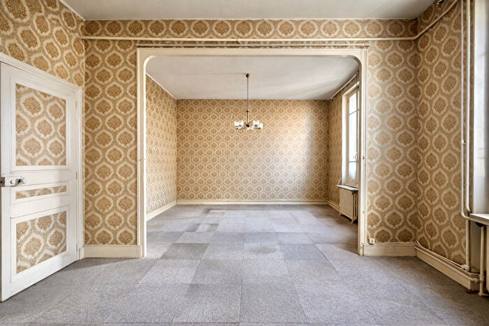 Appartement à vendre - Clermont-Ferrand, Jaude, Fontgiève Saint-Alyre - 3 pièces - 1 chambre