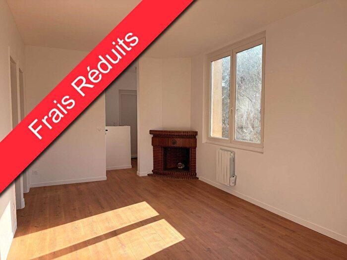 Maison à louer - Clémenceau-Pontac-Sallegourde-Pont de Langon, Villenave-dOrnon - 4 pièces - 3 chambres