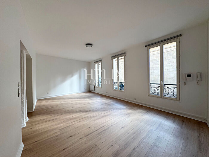 Appartement à louer - Saint-Germain-en-Laye, Centre-ville, Quartiers forestiers - 5 pièces - 3 chambres
