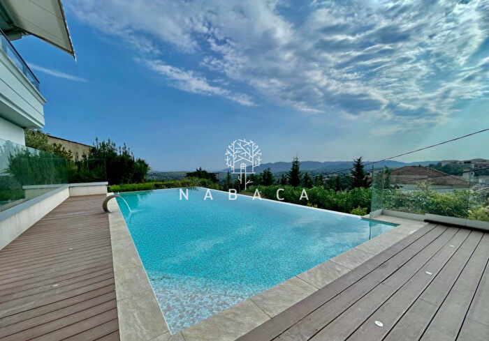 Appartement à louer - Grasse, Saint-Jacques - 2 pièces - 1 chambre