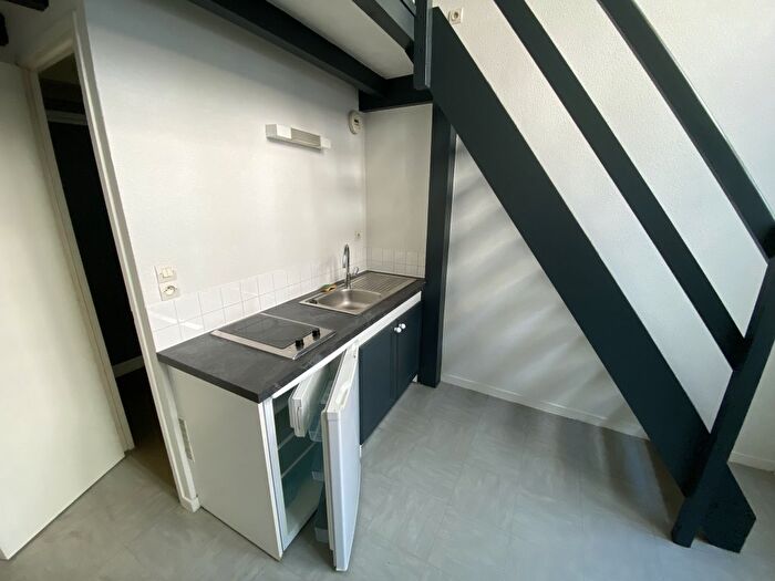 Saint-Étienne, Saint-Roch, Vivaraize, Valbenoite, Centre Deux : Appartement 1 pièce à louer