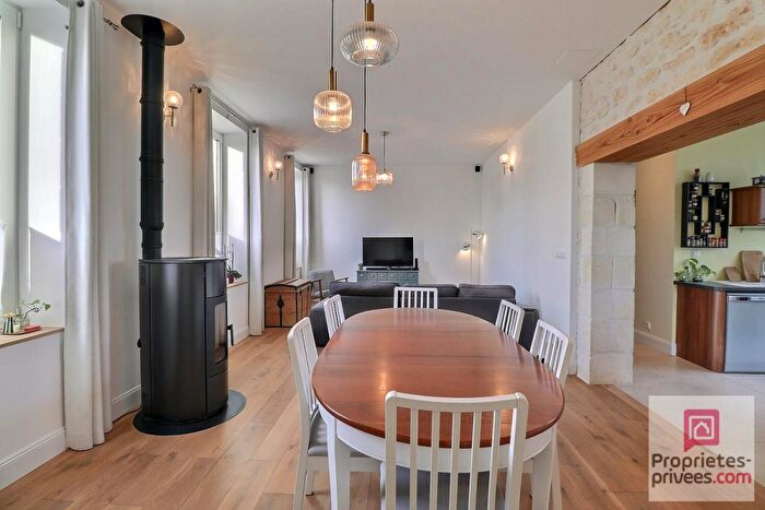 Maison à vendre - Saint-Agnant - 7 pièces - 5 chambres