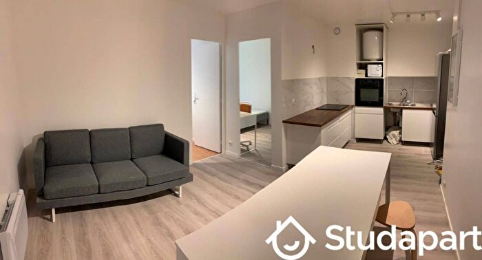 Appartement à louer - Cormiers-Hauts Batons-Champy-Butte Verte, Noisy-le-Grand - 1 pièce - 1 chambre