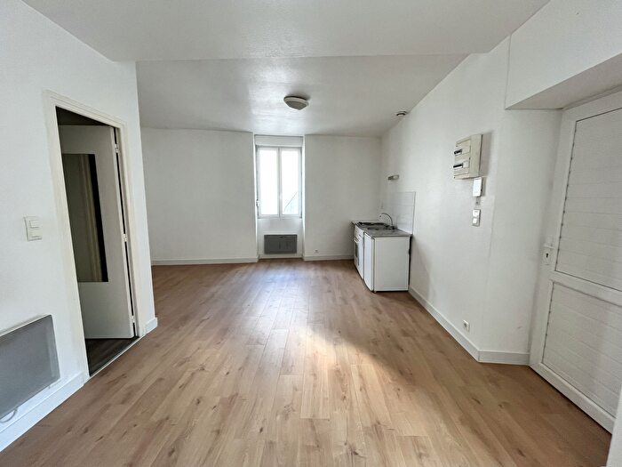 Appartement 1 pièce à louer à Nîmes, Placette