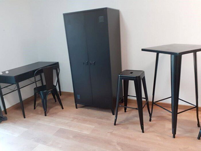 France-LAlouette-Jean Bart, Pessac : Appartement 1 pièce à louer