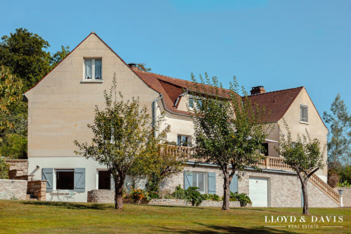 Senlis, Brichebay : Maison 10 pièces à vendre