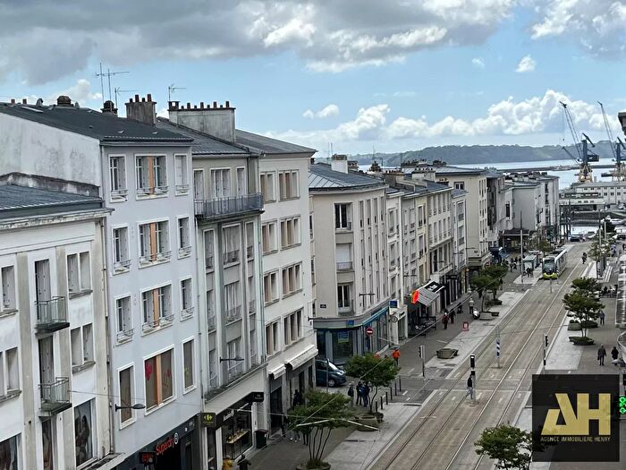 Brest, Centre-ville, Port : Appartement 4 pièces à louer