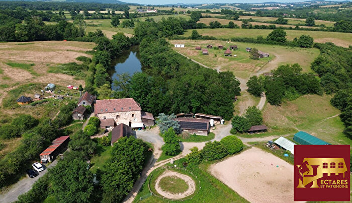 Maison à vendre - Bourbon-Lancy - 10 pièces - 3 chambres
