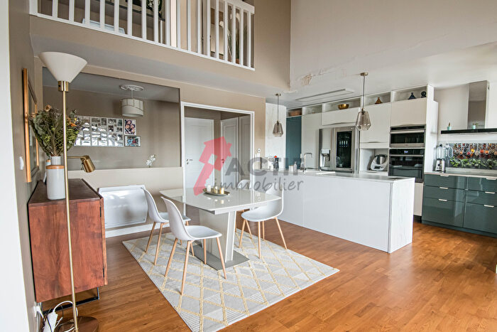 Appartement à vendre - Courcouronnes, Résidence de la Dame du Lac - 6 pièces - 4 chambres