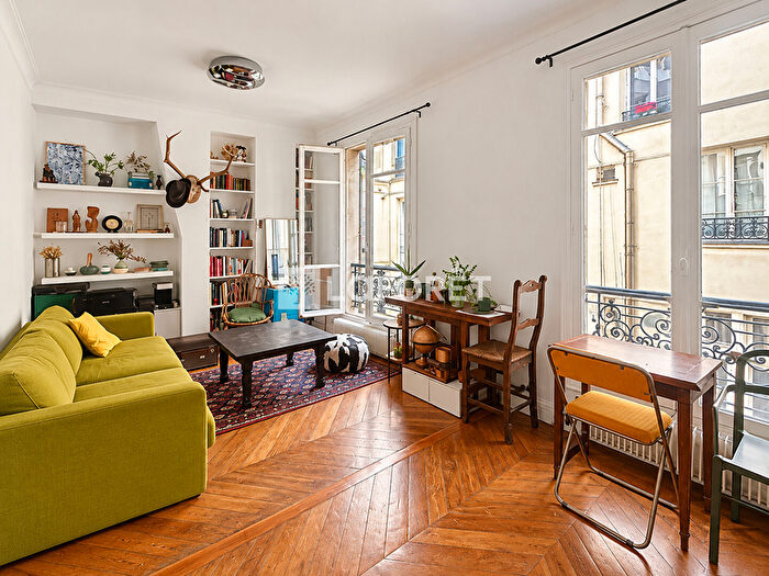 Appartement 2 pièces à Paris 8ème, Mairie, à vendre