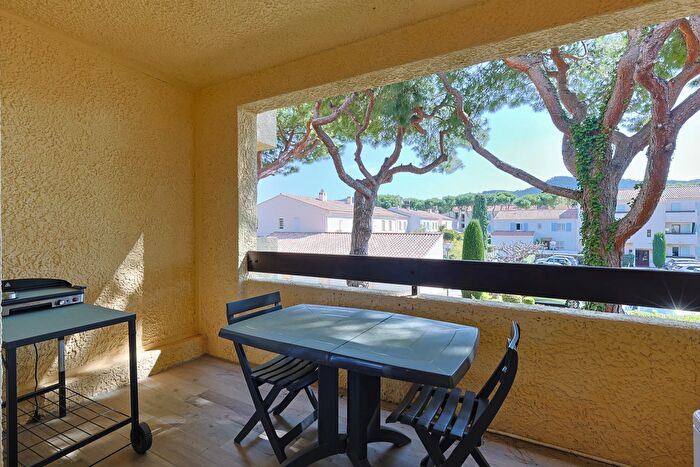 Appartement à vendre - Saint-Cyr-sur-Mer, Les Lecques, Caylar, Cap Saint-Louis, Plage - 3 pièces - 1 chambre