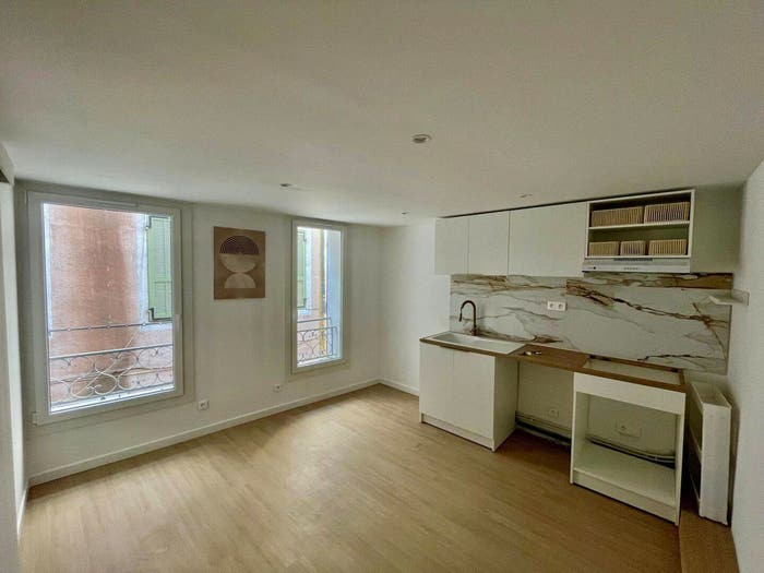 Appartement 2 pièces à Centre Ville, Aubagne, à louer