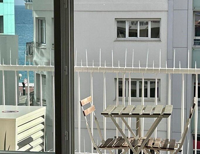 Saint-Pierre-De-Féric, Nice : Appartement 3 pièces à louer