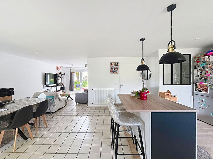 Maison à vendre - Saint-Sébastien-sur-Loire, Est - 4 pièces - 3 chambres