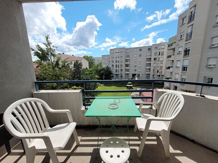 Appartement à louer - Le Grand Trou, Lyon ème arrondissement - 3 pièces - 2 chambres