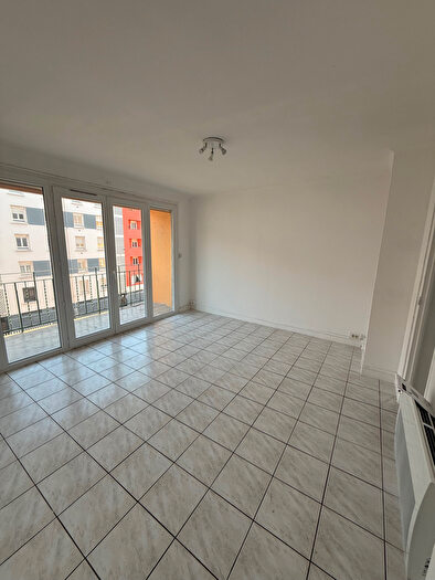 Appartement à louer - Perpignan, Saint-Assiscle - 4 pièces - 3 chambres