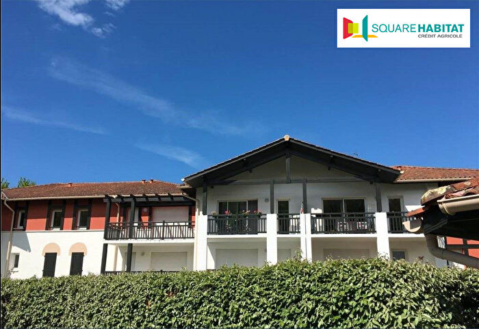 Appartement à louer - Cambo-les-Bains - 3 pièces - 2 chambres