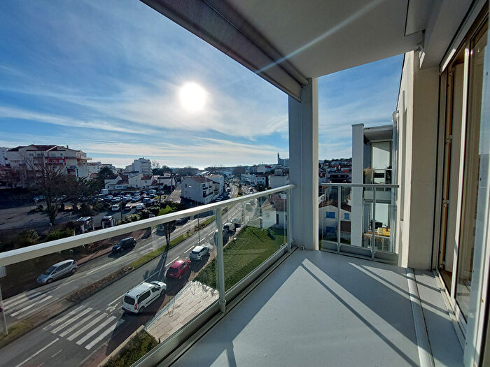 Appartement à vendre - Royan, Centre-ville - 3 pièces - 2 chambres