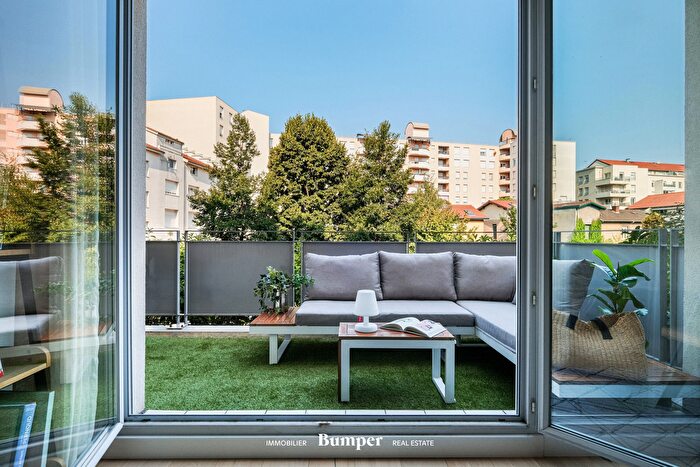 Appartement 3 pièces à vendre à Villeurbanne, Ferrandière, Maisons Neuves