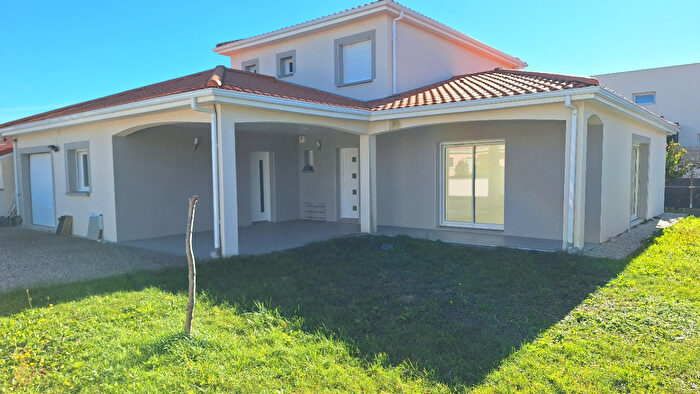 Maison à vendre - Le Cendre - 6 pièces - 5 chambres