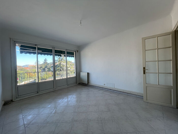 Appartement à louer - Aubagne, Gavots, Bras dOr, Camp Major - 3 pièces - 2 chambres