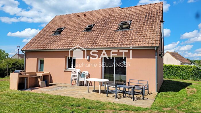 Montbizot : Maison 6 pièces à vendre
