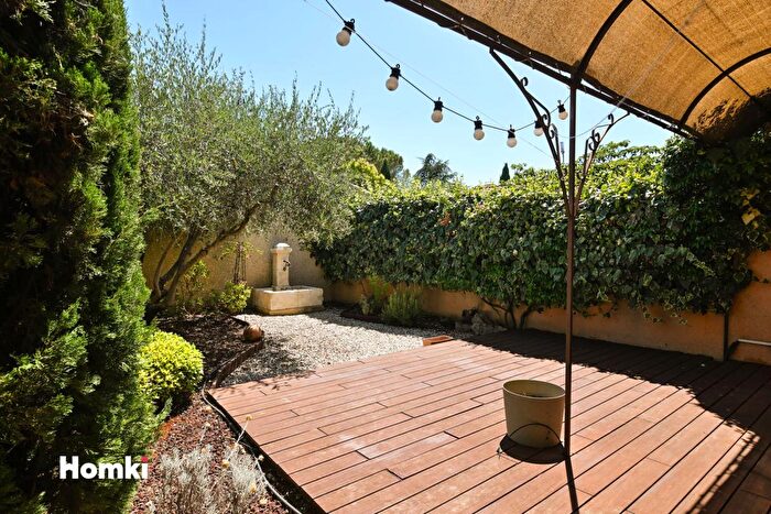 Les Angles : Maison 4 pièces à vendre