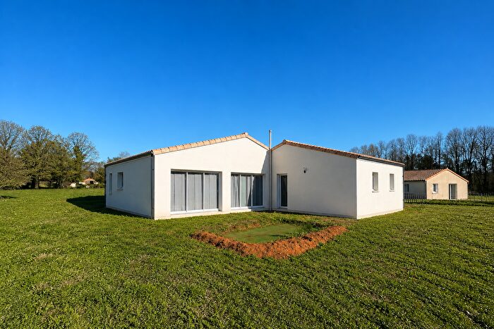 Maison 6 pièces à vendre - Clussais-la-Pommeraie