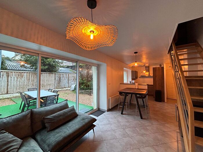 Maison à louer - Cherbourg-Octeville, Centre-ville - 3 pièces - 2 chambres