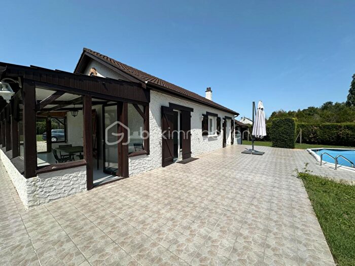 Maison à vendre - Lorris - 5 pièces - 3 chambres