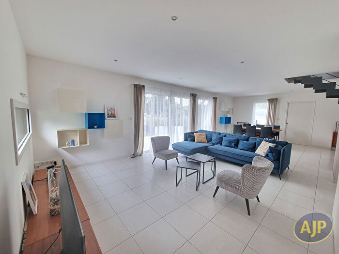 Maison à vendre - La Limouzinière - 6 pièces - 3 chambres