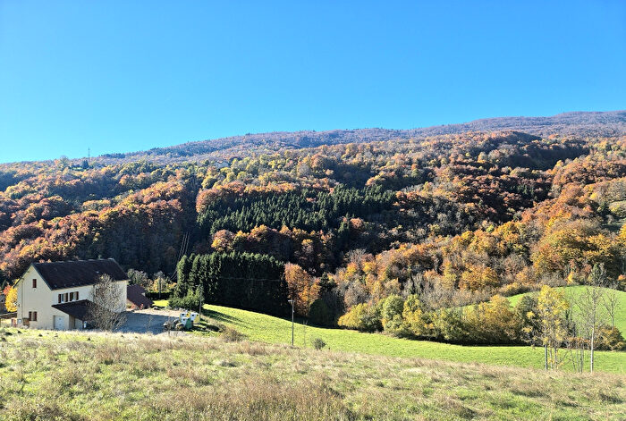 Maison à vendre - Rencurel - 6 pièces - 5 chambres