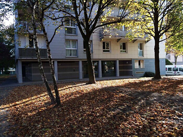 Savigny-Mitry, Aulnay-sous-Bois : Appartement 4 pièces à louer
