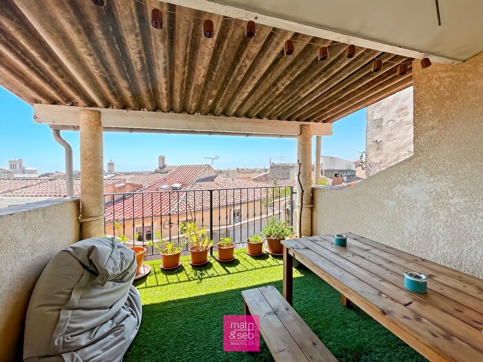 Appartement à vendre - Nîmes, Ecusson, Arènes - 3 pièces - 1 chambre