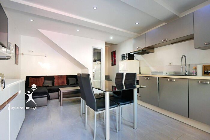 Maison 2 pièces à Aimargues, à louer