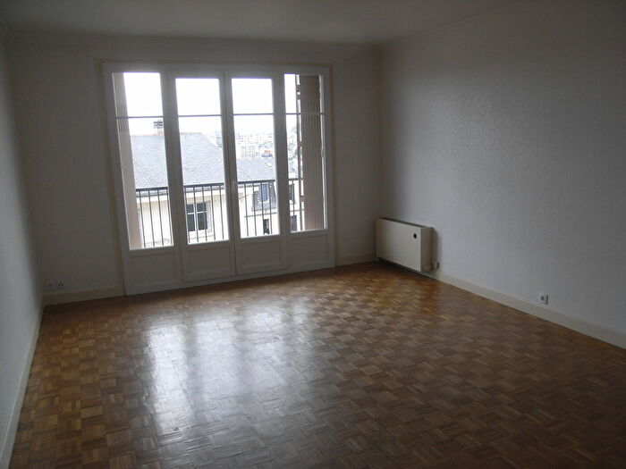 Appartement à louer - Rodez, Combarel - 4 pièces - 3 chambres
