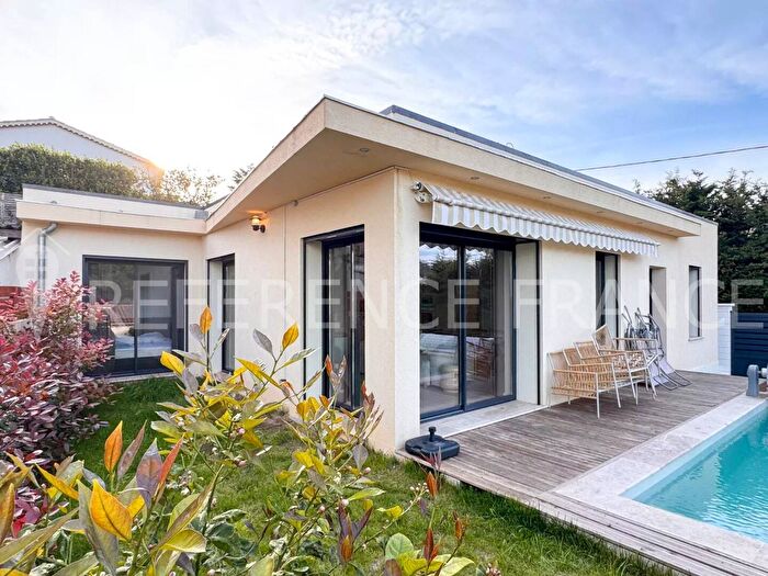 Maison à louer - Le Cannet - 4 pièces - 3 chambres