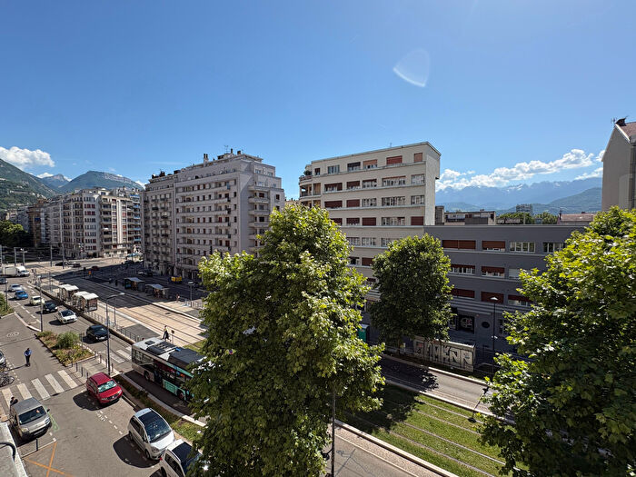 Appartement 3 pièces à Grenoble, Eaux-Claires, Mistral, à vendre