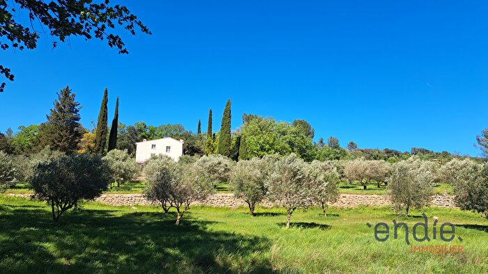 Maison à vendre - Lorgues - 8 pièces - 6 chambres
