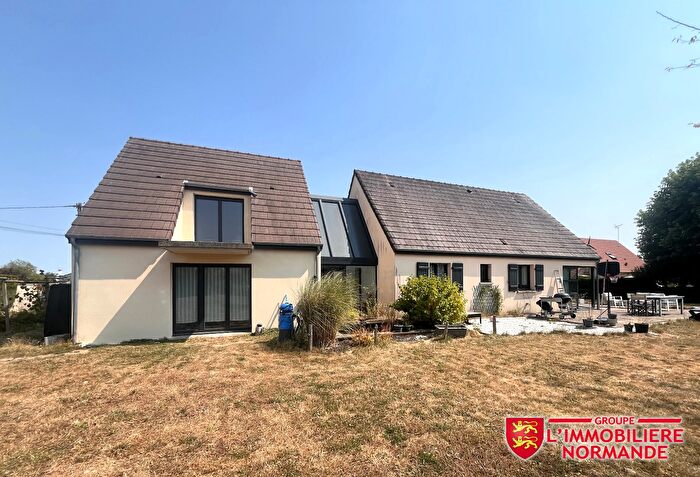 Maison 5 pièces à Mousseaux-Neuville, à vendre