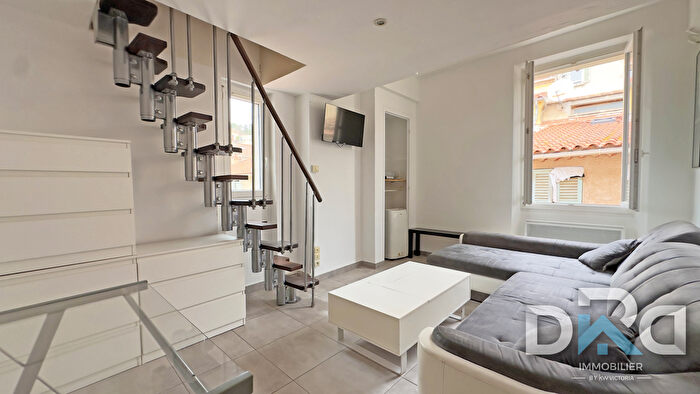 Appartement à vendre - Hyères, Centre-ville - 1 pièce