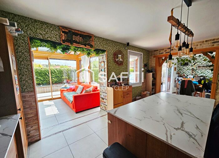 Maison à vendre - Saint-Martin-dHardinghem - 8 pièces - 4 chambres